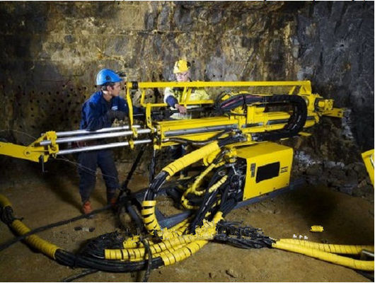 2000m Drilling Depth Underground Drill Rig Diamec U8 With APC Control ...